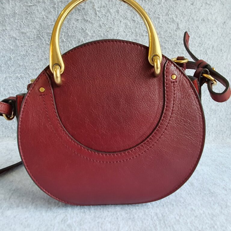 Chloe Pixie Maroon Leather with Gold Hardware #OOLE-1 – Luxuy Vintage
